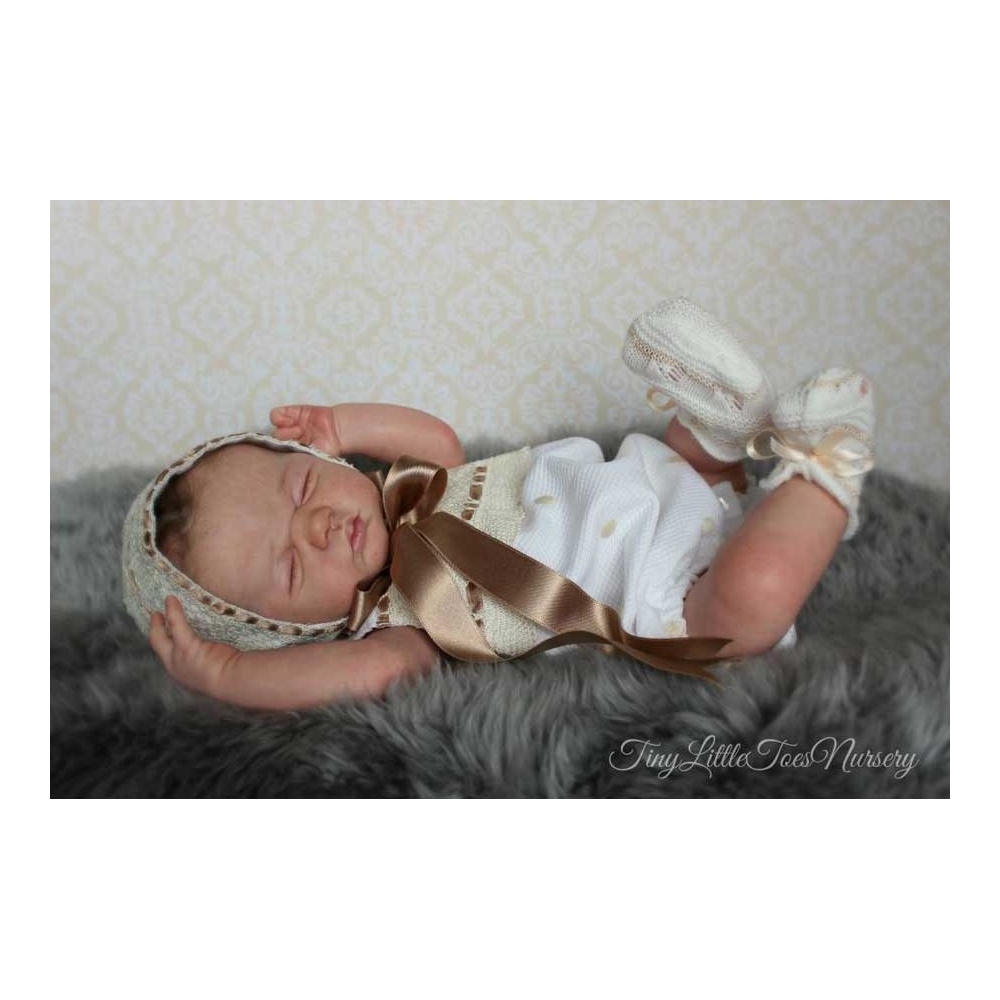 Sandy Faber's Benji boy body with connectors