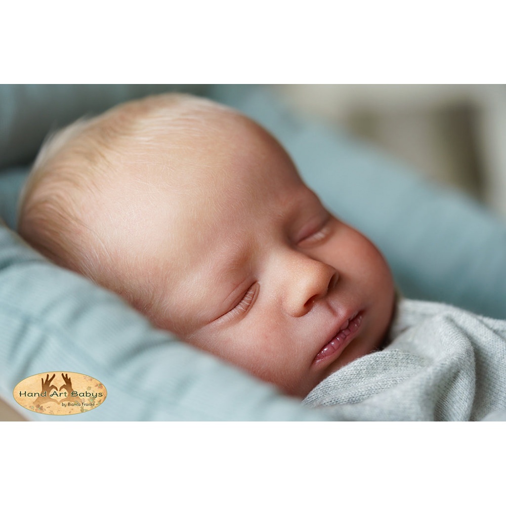 Canon Sleeping by Realborn®